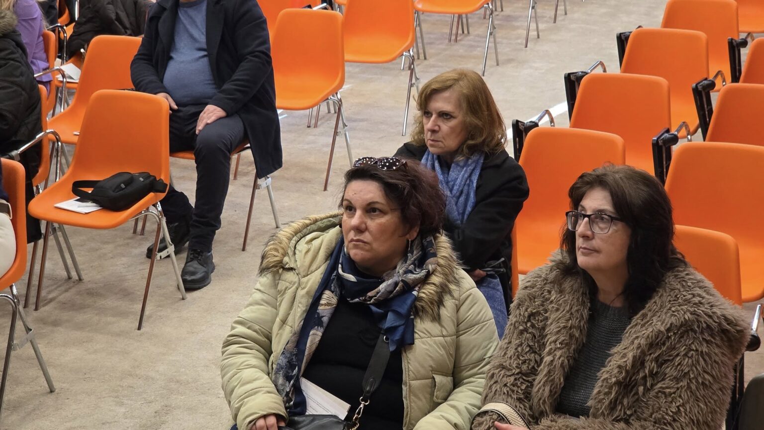 ΓΡΕΒΕΝΑ: «Ας μην αφήσουμε τη ζωή μας να γίνει Καπνός ή Ατμός» (video ...